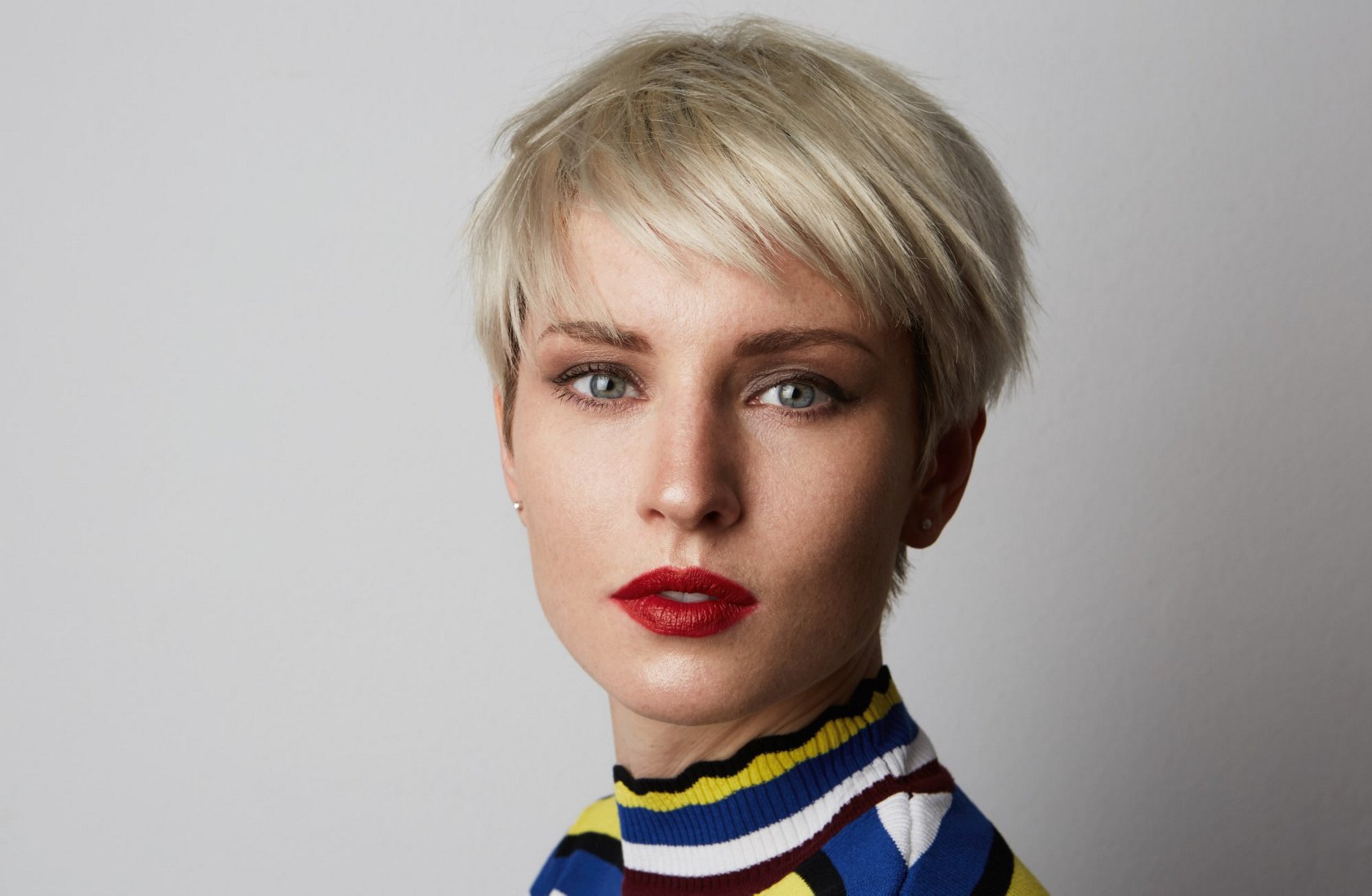 pixie cut for over 40